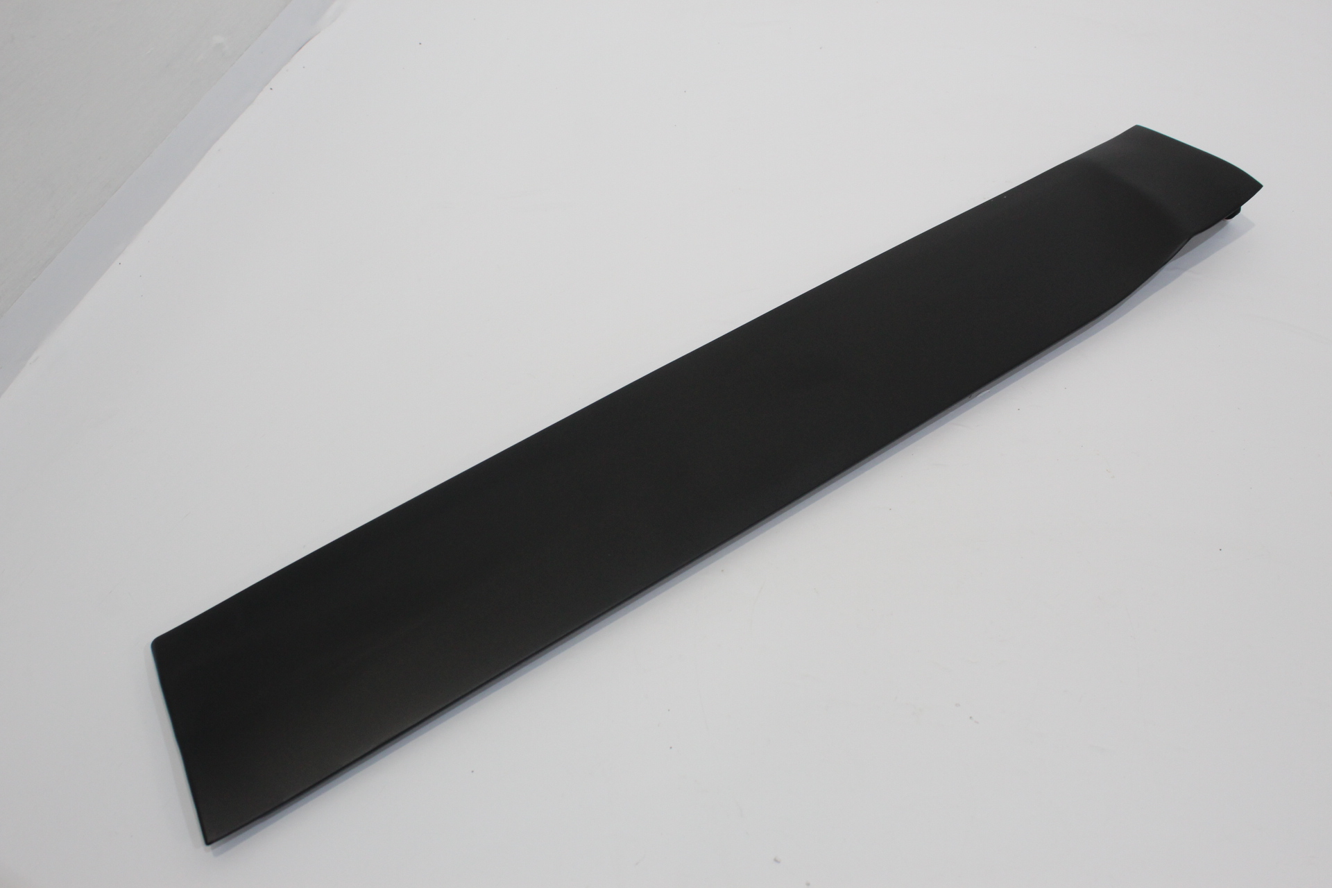 AUDI 80 COUPE Cabriolet Rear NS Left Lower Sill Trim Strip New