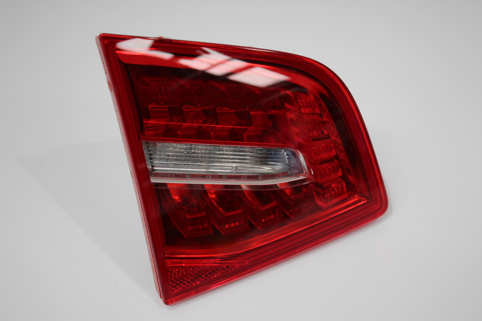 Audi A6 C6 Fl Saloon Ns Left Rear Inner Led Light Cluster New Oem