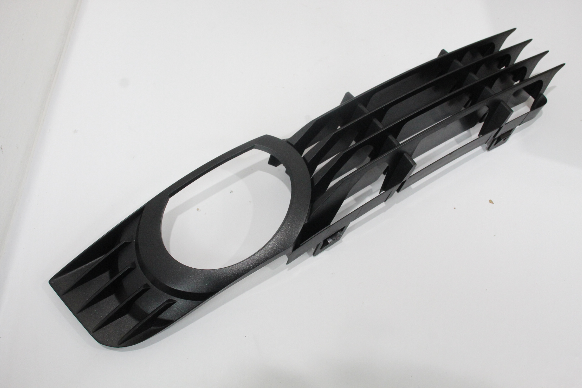 Audi A8 D3 OS Right Front Lower Bumper Grill TDI 4E0807682D for sale ...