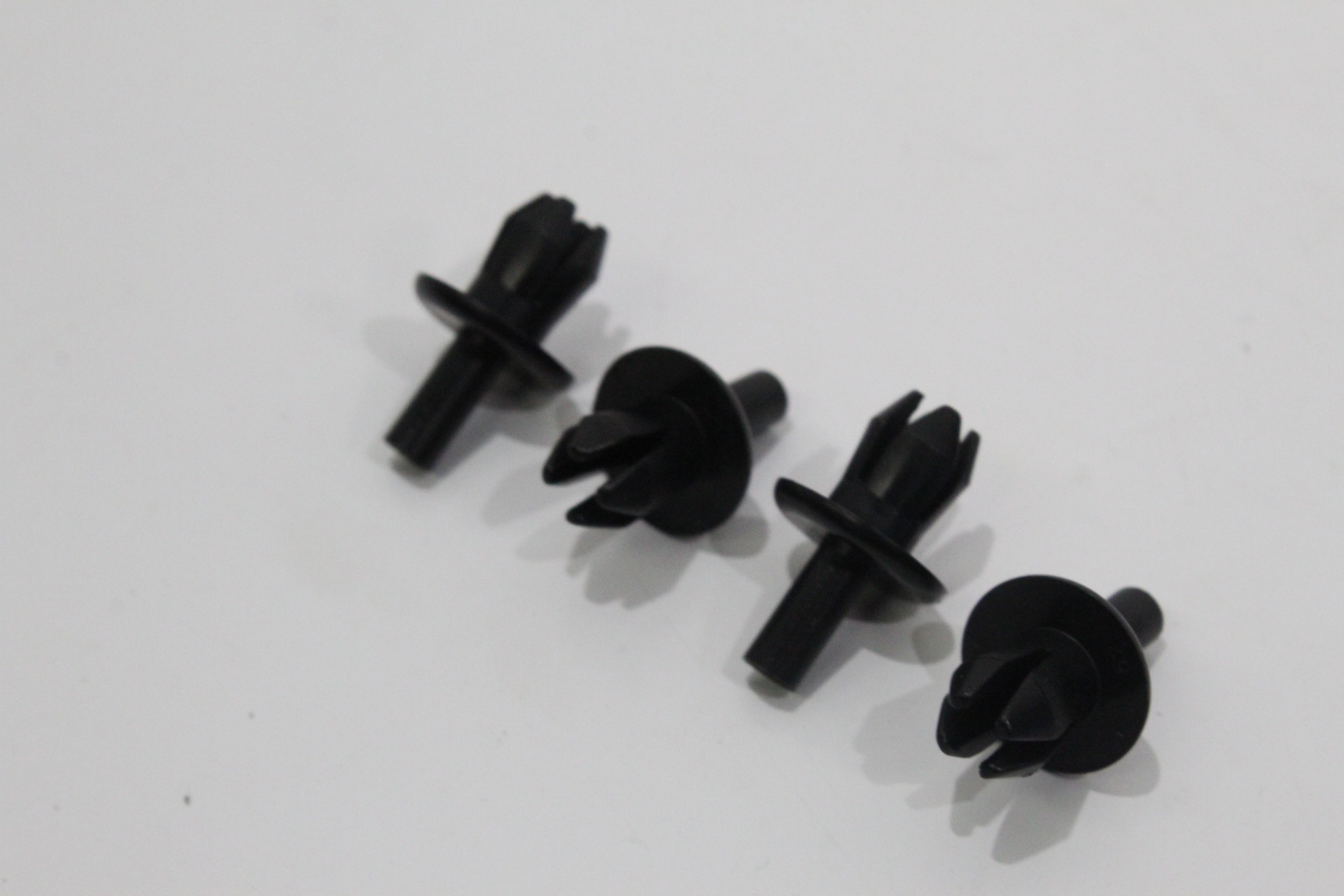 VW CARAVELLE T5 FL Front Wheel Arch Spoiler Trim Fixing Rivets New x4 ...