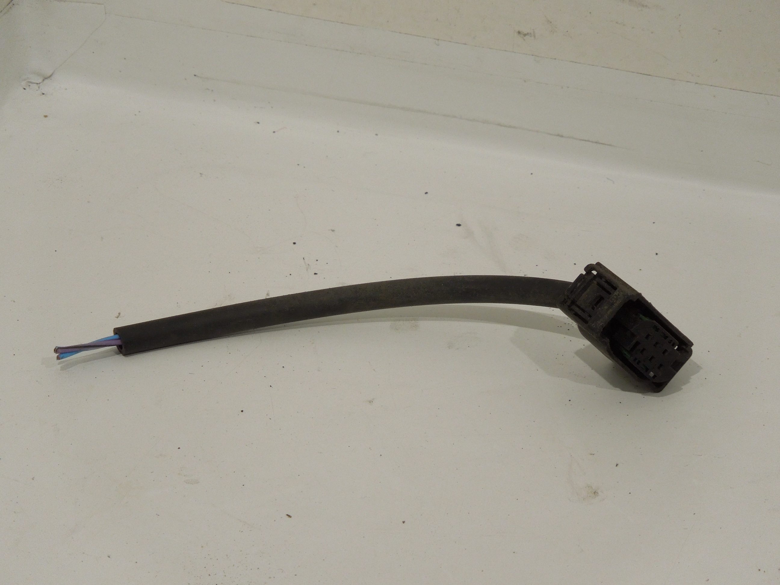 Seat Leon KL Rear Suspension Height Level Sensor Wire Plug 7M0973119 ...