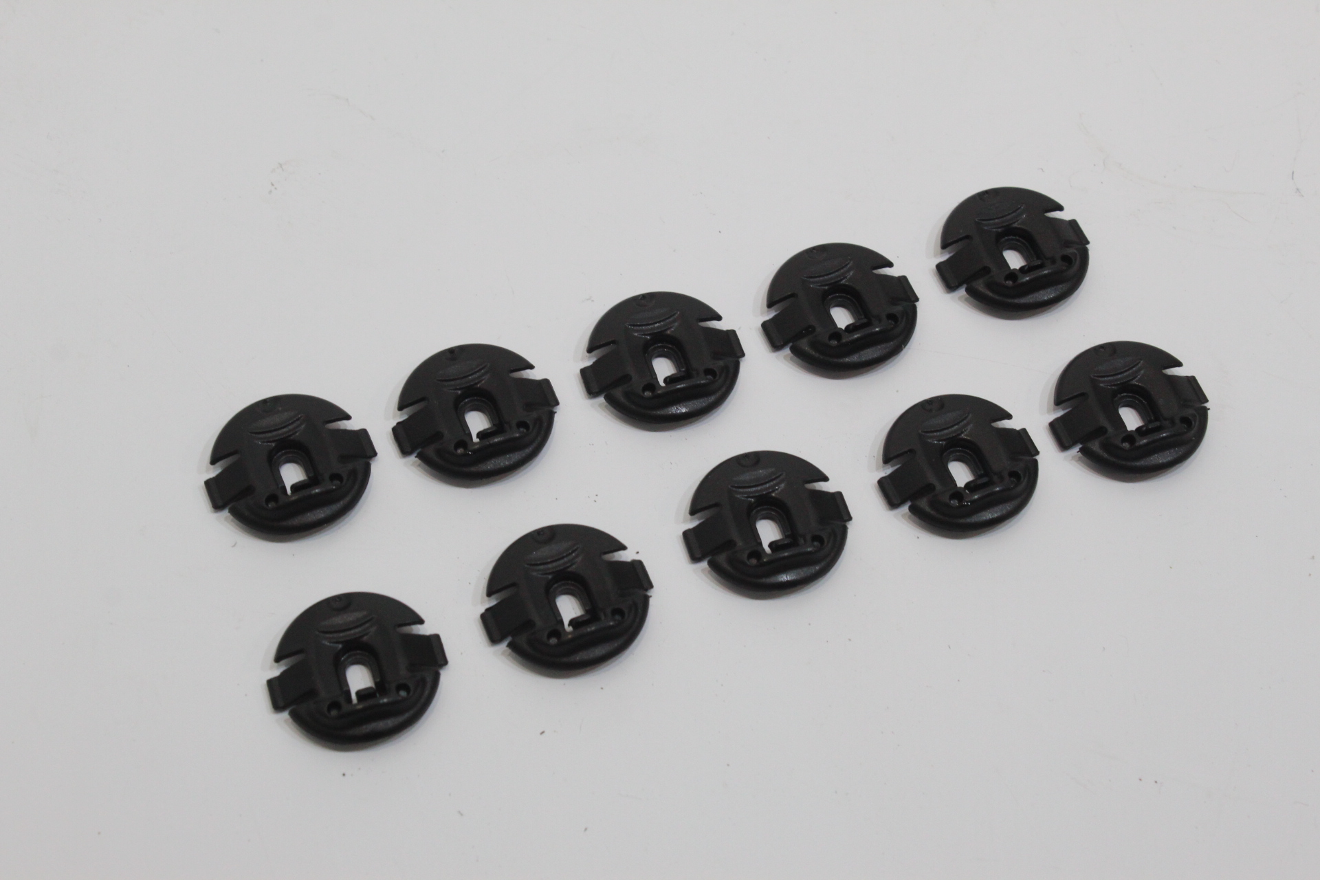 Audi A1 A4 A5 A6 A7 wheel arch trim fixing 10x new 4F0825429A | eBay