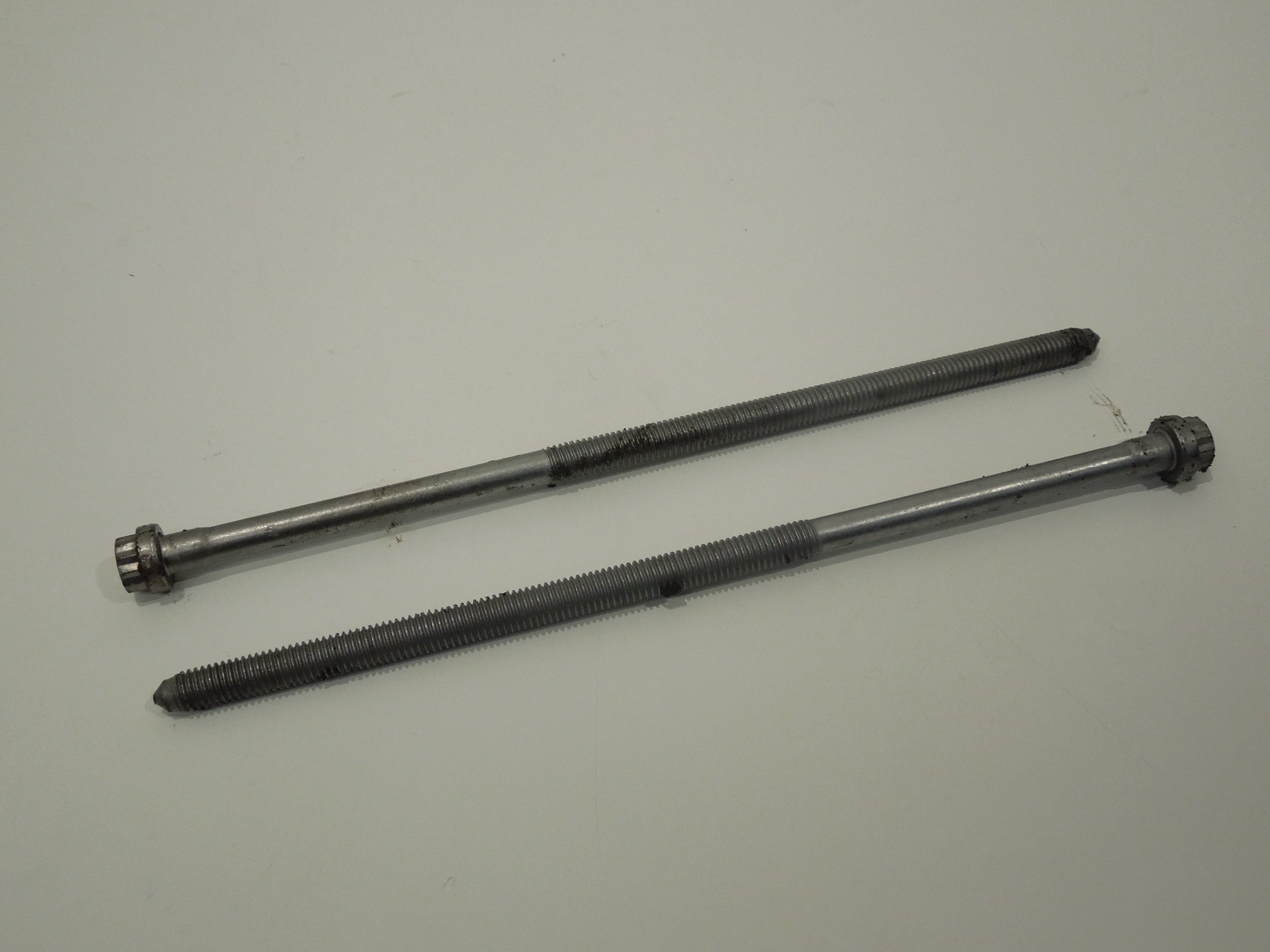 VW Golf Plus 1K Mk5 Brake Master Cylinder Servo Bolts Pair WHT003382A ...
