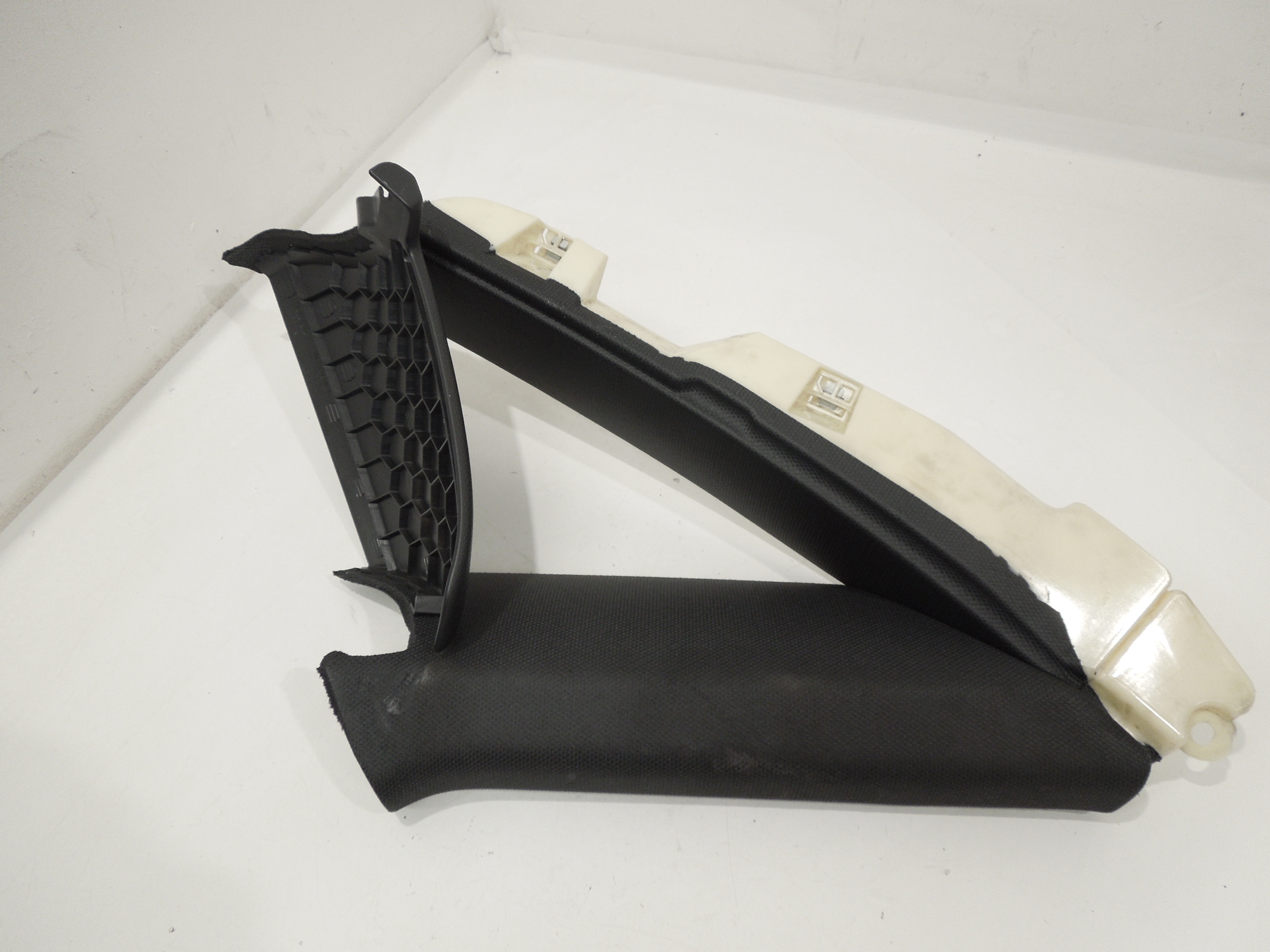Audi A4 B8 Saloon Ns Left Soul Black Rear Quarter Light Trim 8k5867287a