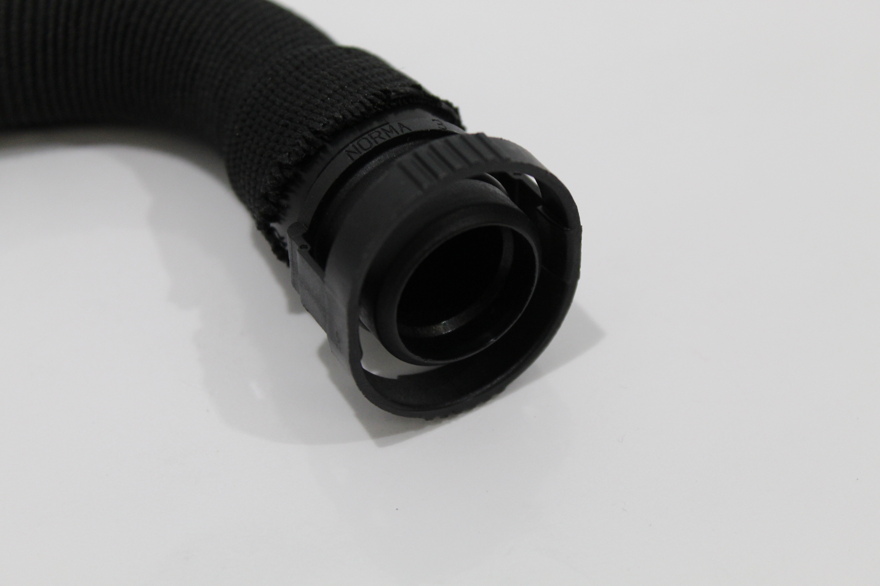 Seat Leon 1P 2.0 TDi Upper Breather Pipe Line Hose New Genuine ...