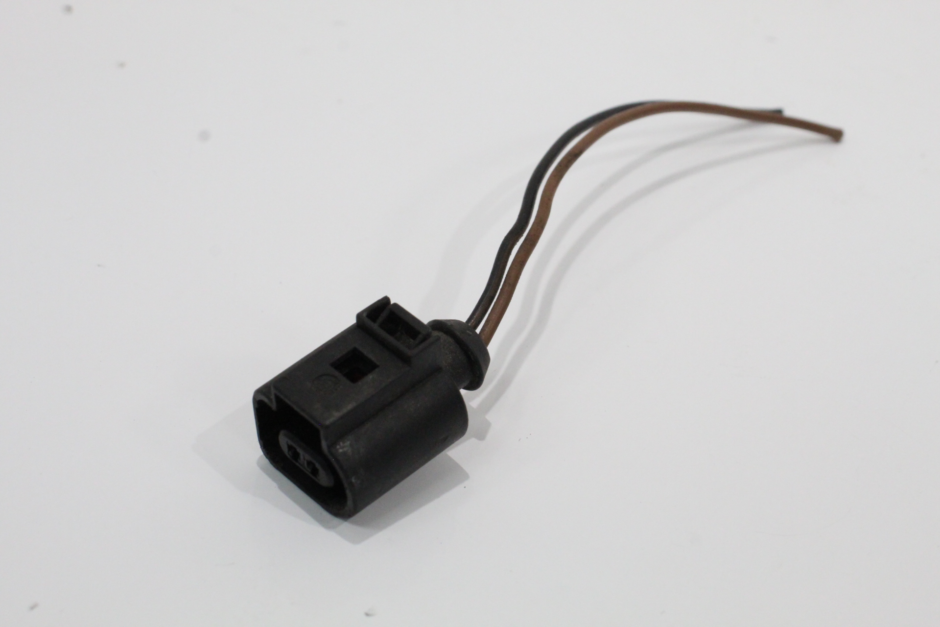 VW Taos 2G 2 Pin Wiring Connector and Short Length of Wire 1J0973702 ...